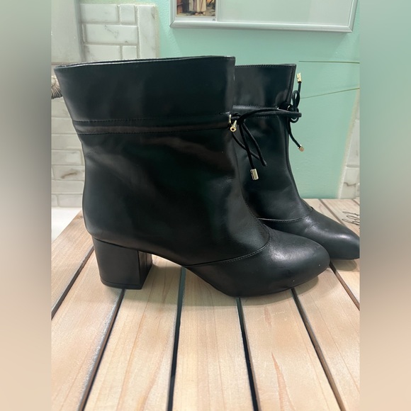 Talbots | Shoes | Talbots Size 75 M Maud Front Bow Nappa Ankle Boots ...